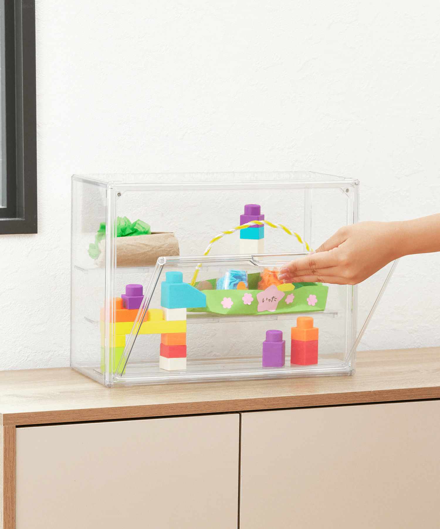 3COINS『マルチクリアボックス』種類、サイズ、使い方、口コミ、値段まとめ！フィギュア、アクスタを飾って収納できる！