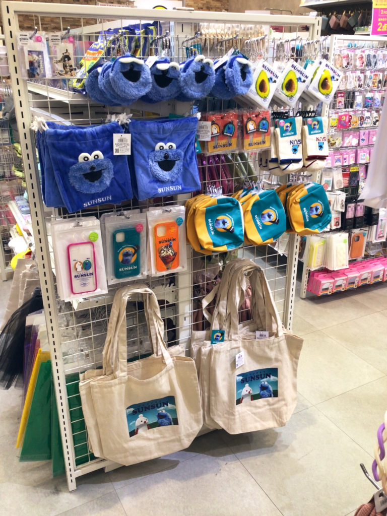 サンキューマート『パペットスンスン』コラボ！種類、最新の発売日、先行予約、口コミまとめ！2025年10月に新グッズが登場！