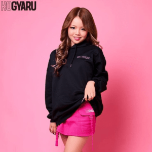 バースデイ『KOGYARU』コラボ！ギャルのキッズ洋服！全商品・最新の発売日・種類・品番・オンライン・再販まとめ！取扱店はどこ？最新は夏コーデが2025/3/29に新発売！